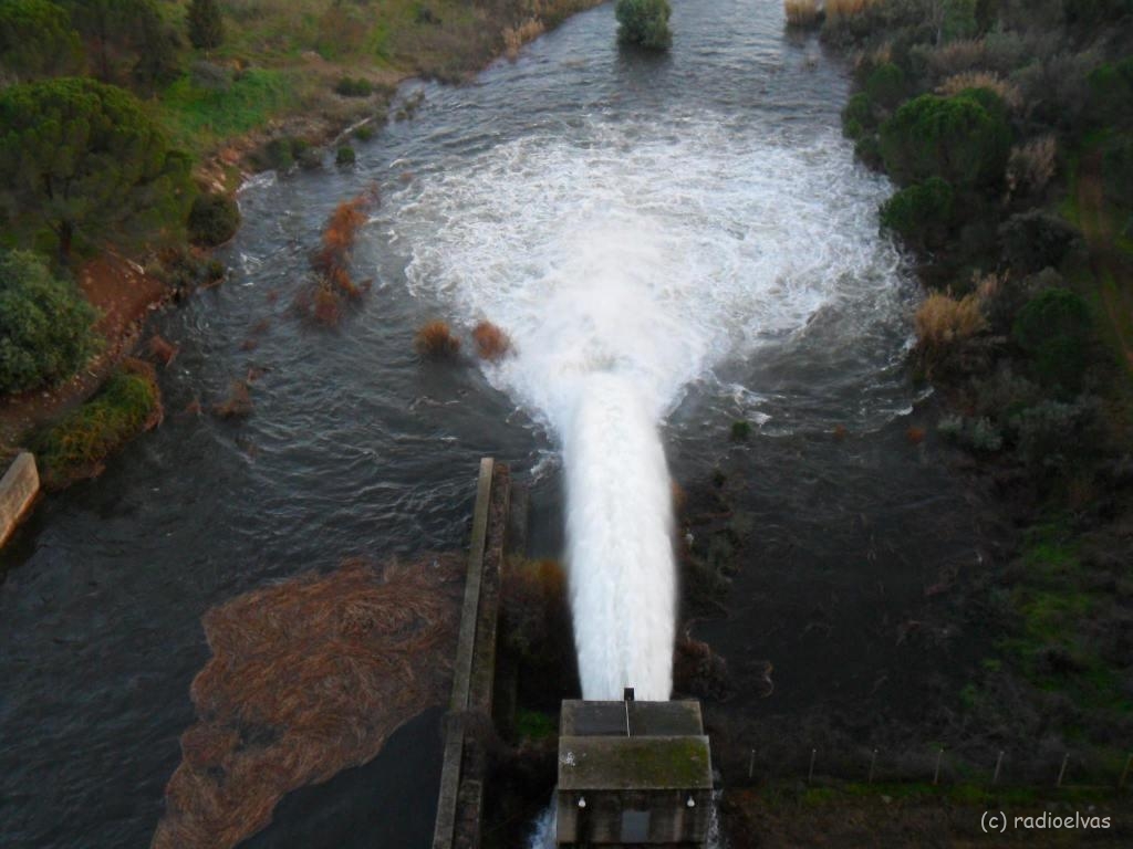 Descargas de superfície na Barragem do Caia esta terça-feira | Rádio ...